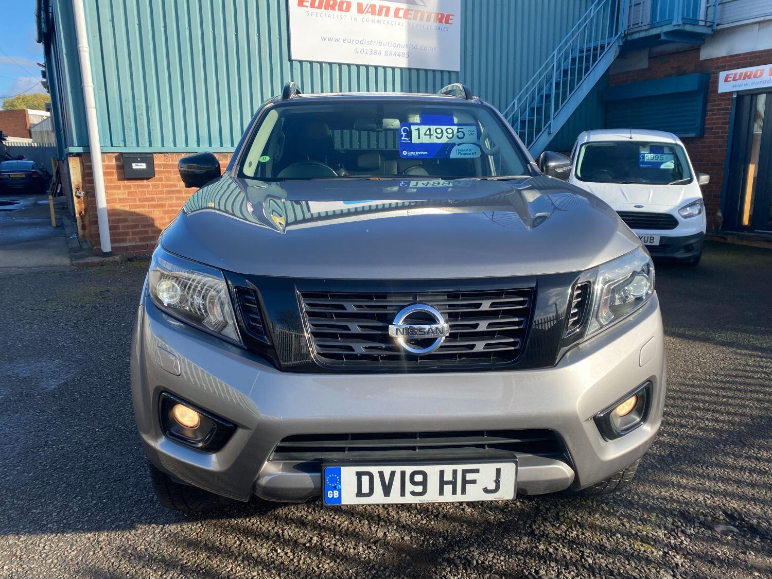Used NISSAN NAVARA 2019 Grey in Kingswinford, West Midlands | Euro ...